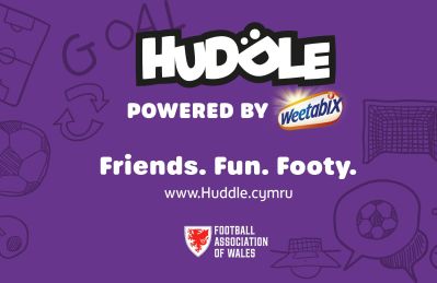 Football I Huddle
